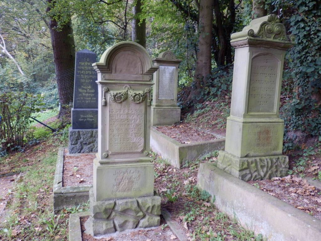 Der Friedhof - Jüdische Friedhöfe in Deutschland und angrenzenden Ländern